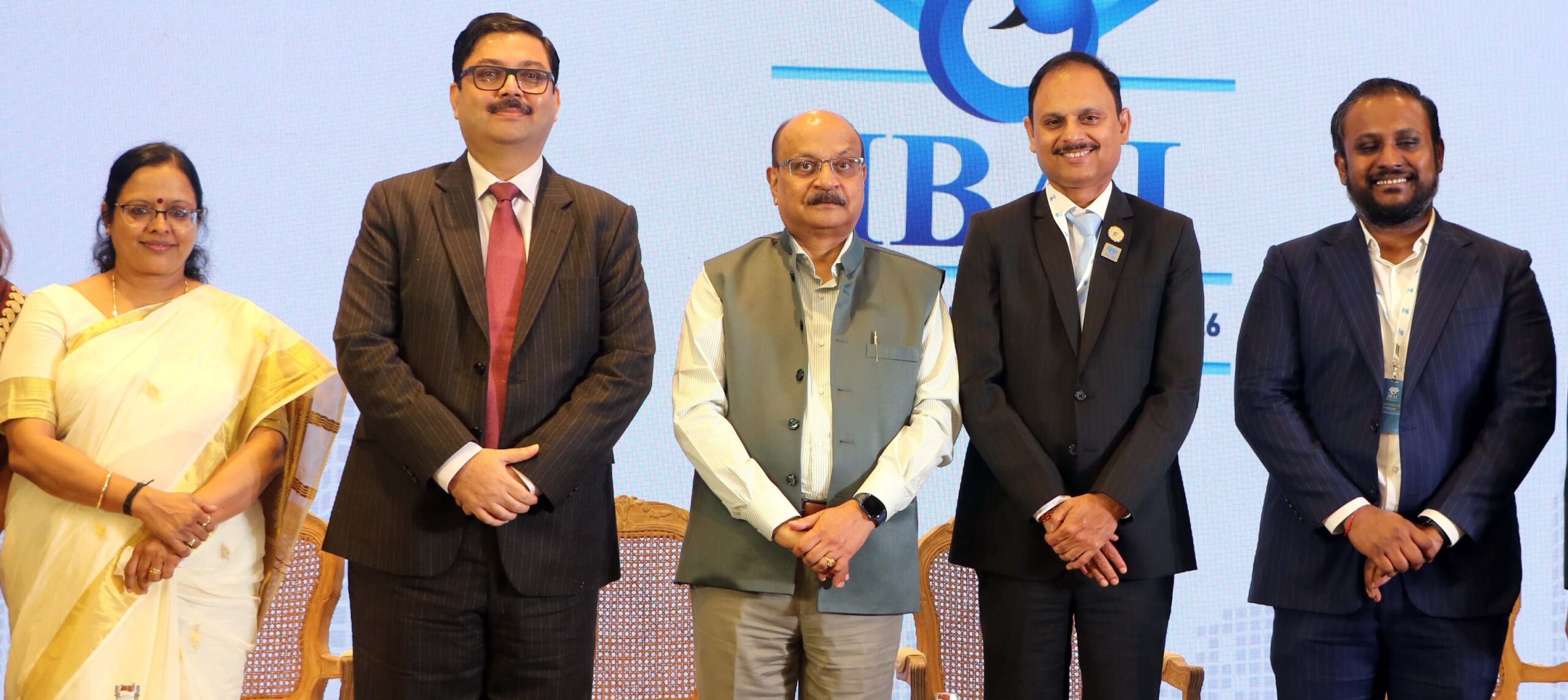 Insurance brokers should maintain high governance standards and ...