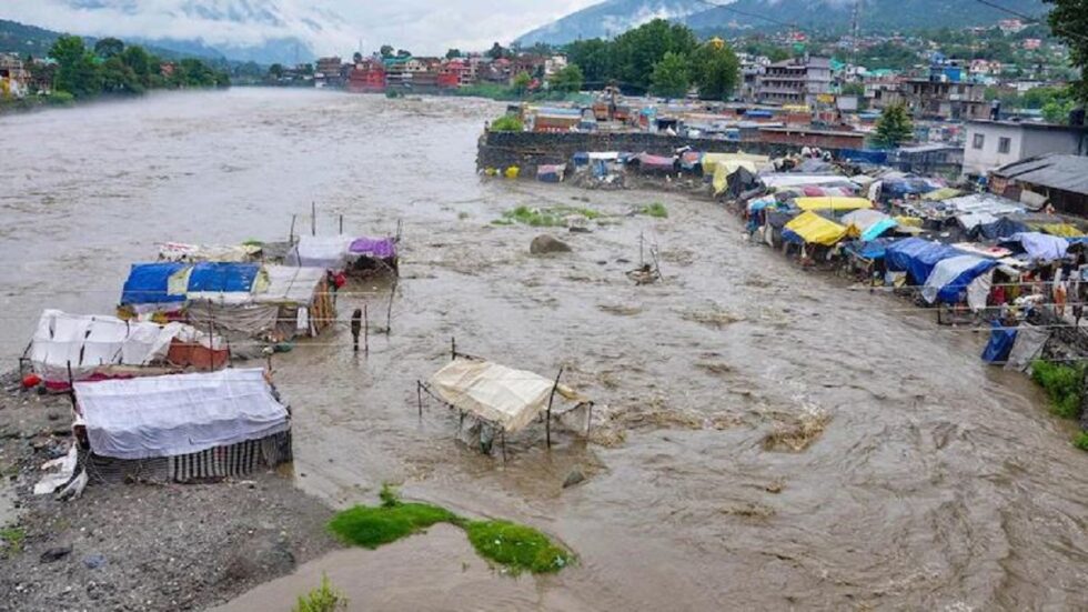 Deadly Flash Floods in Asia and U.S: Urgent need for early warnings ...